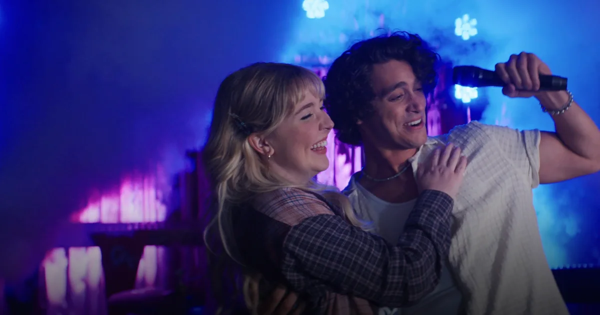 A Week Away: The Series现场直播：Season 1 Finale Watch Party