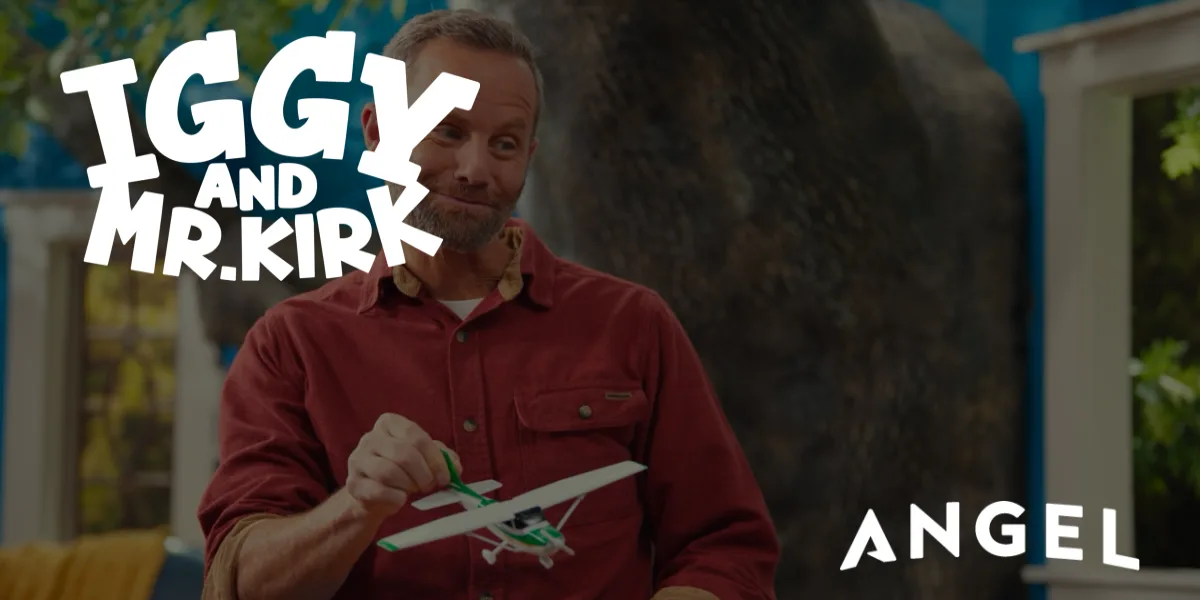 Watch Iggy and Mr. Kirk Season 1 Episode 6: Airplane Uh Oh on Angel